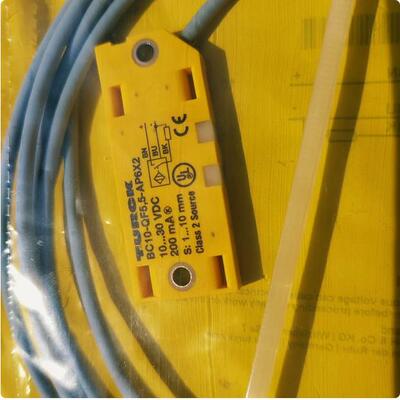 现货 原装正品图尔克PNP接近开关BC10-QF5.5-AP6X2电容式传感器