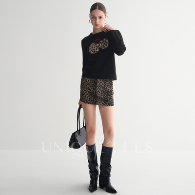 尢壹/UNIQUE'EEES【反叛假日】jing典圆领豹纹樱桃针织衫U5508321
