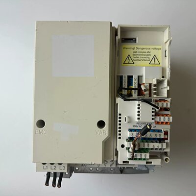 询价变频器ACQ531-01-017A-4，，实物可维修