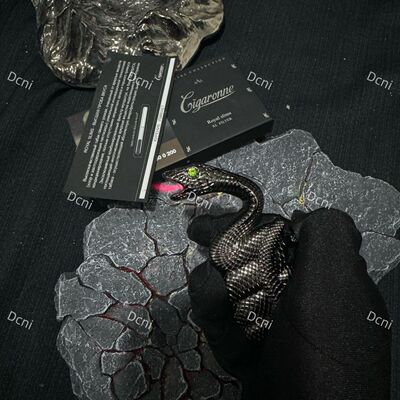 国潮设计充气打火机粉焰质感