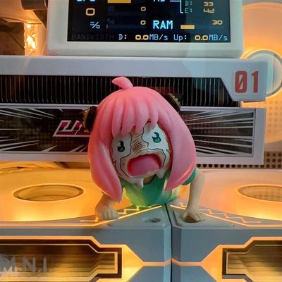 显卡支架手办阿尼亚摔哭公仔间谍过家家摆件车载海景房机箱盒装饰