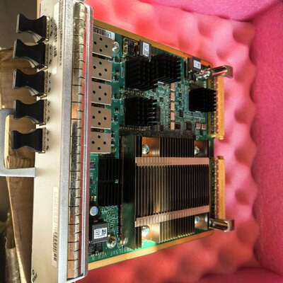 CR5D0L5XFE71 5口万兆SFP+灵活插卡（议价）