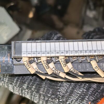 PLC Q64DAN 拆机 实物拍摄 。