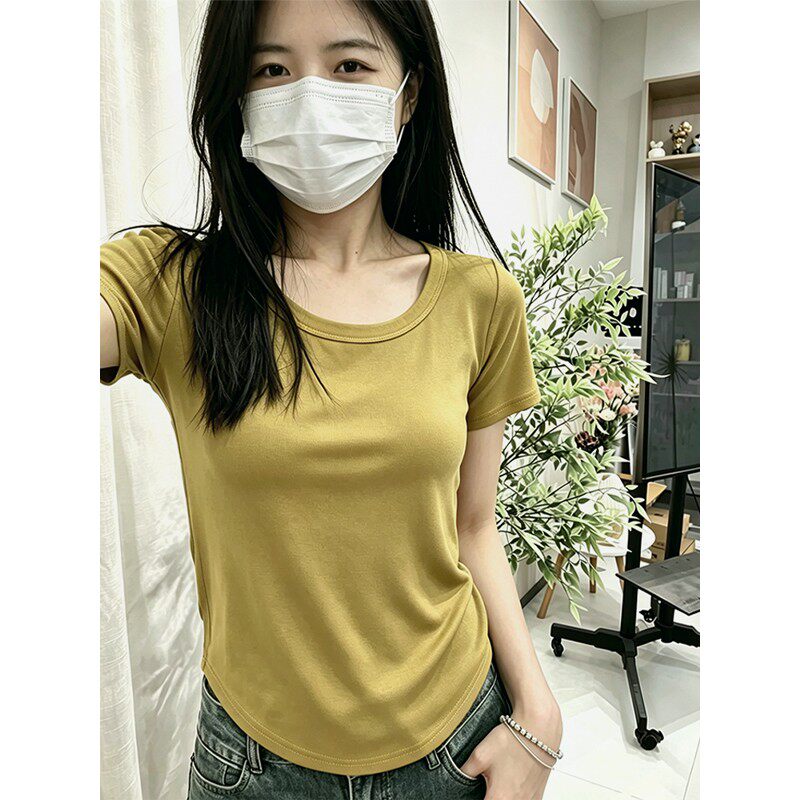 甜辣显白正肩短袖弧形下摆T恤女夏季法式修身显瘦短款上衣高级感