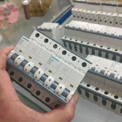 3P开关5SY43MCBC16有195新以