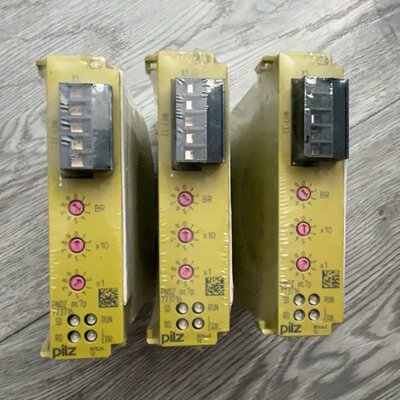 议价安全继电器PNOZ mc7pPNOZ mc6pPNOZ mc5p
