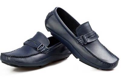 Men Casual flats fashion leather loafers driving shoes男皮鞋