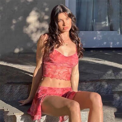 iamgia 欧美辣妹扎染吊带修身短款性感低胸轻盈波浪边短裙套装女
