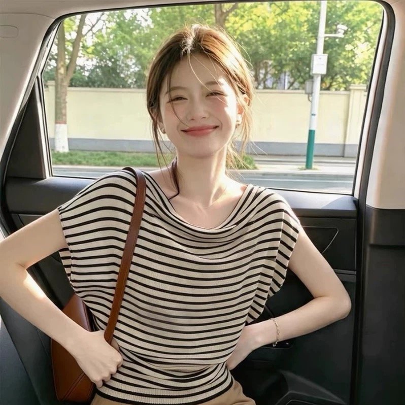 慵懒风撞色条纹荡领针织衫女夏季新款高级感洋气上衣