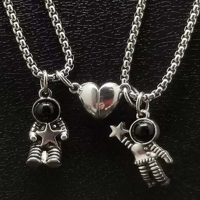 Astronaut Pendant Magnetic Heart Attracted Couple Necklaces