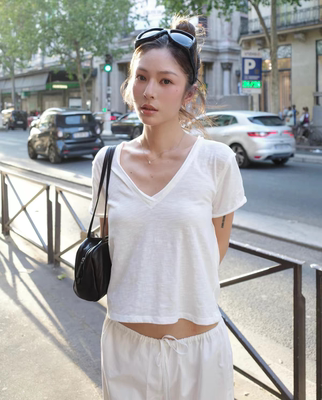 博主NaNa同款 Free People美式白色做旧基础款正肩V领短袖T恤女夏