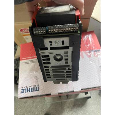 赛威SEW31C005-503-4-00变频器，实物拍图片，