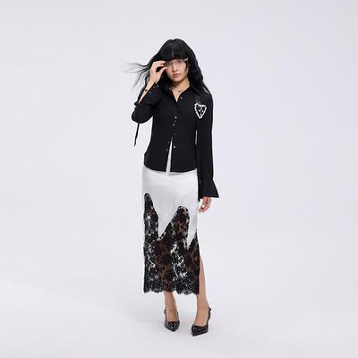 微弹贝母扣衬衫短款修身收腰长袖