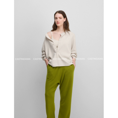 Extreme Cashmere N°280 bi 圆领卷边灯笼袖宽松羊绒针织上衣