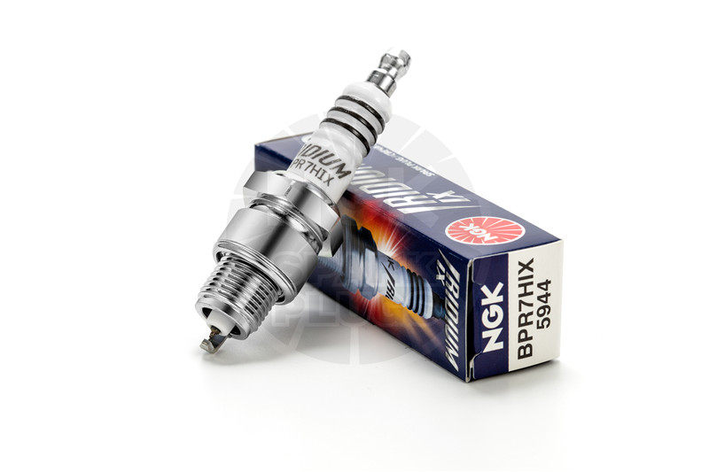 NGK铂金BPR7HGP火花塞二冲程50 60 4114 4135 E6TC AG100 DIO JOG_虎窝淘