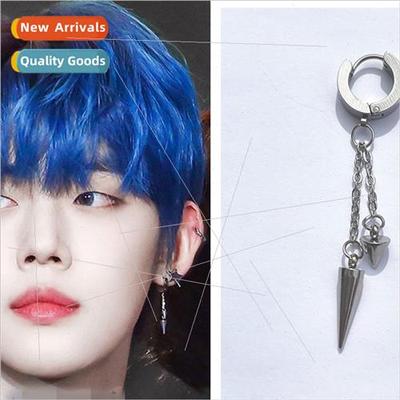 KPOP Korean celebrity group Cui Ranjun earrings mens triangu