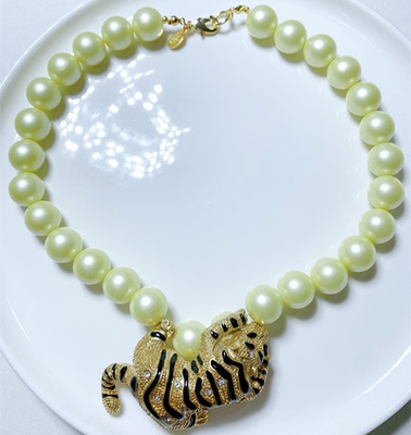 豹子JoanRivers项链琉璃珍珠