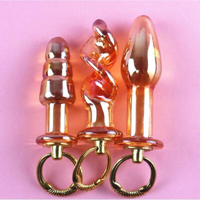 A glass-made anus used as a masturbation toy