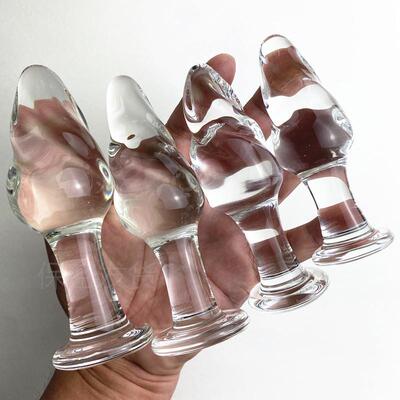 A glass-made anus used as a masturbation toy