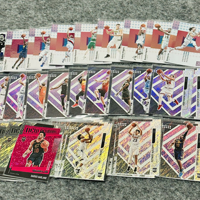 Status折射特卡新秀帕尼尼球星卡