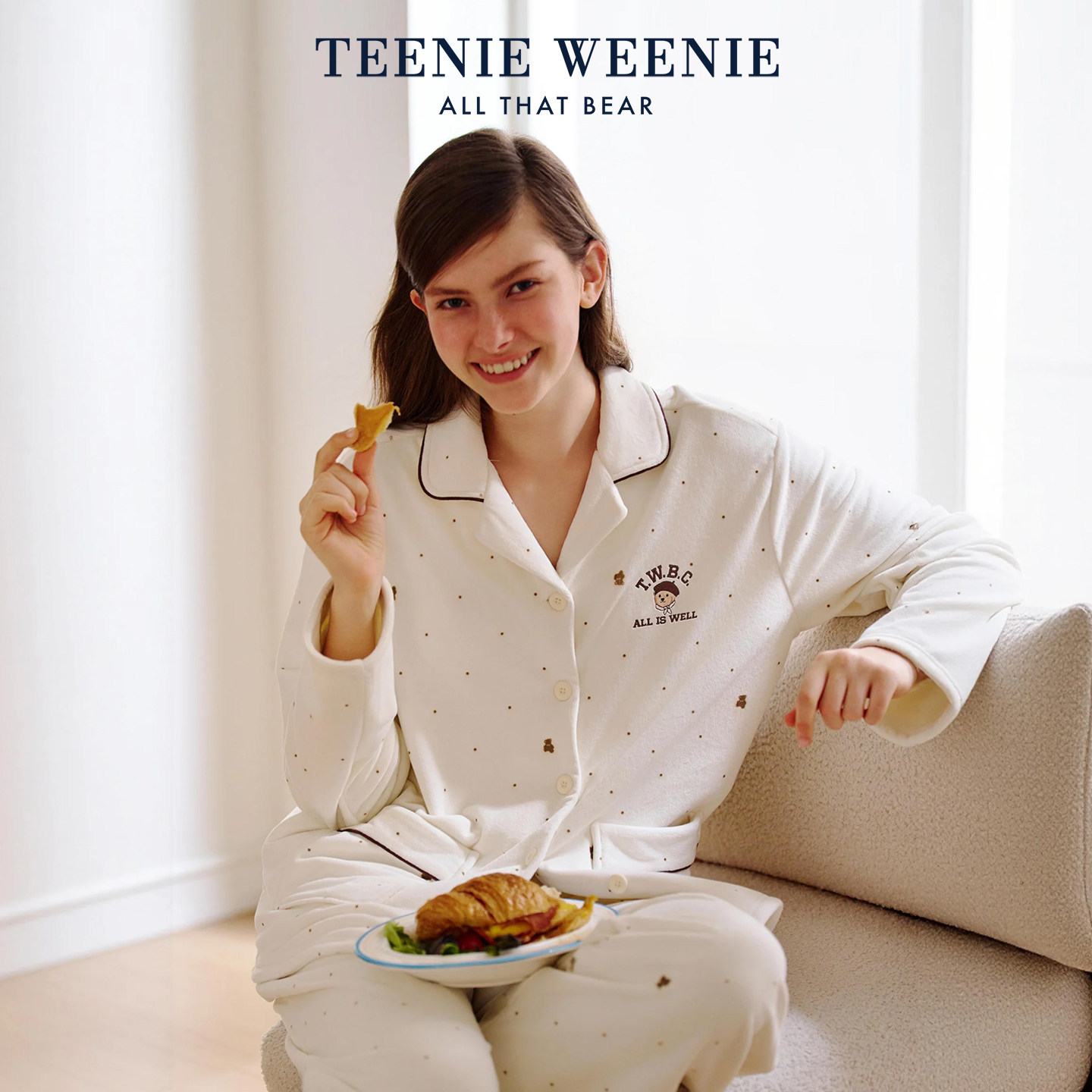 TeenieWeenie小熊舒适保暖海岛绒睡衣女2026秋冬新款家居服套装女