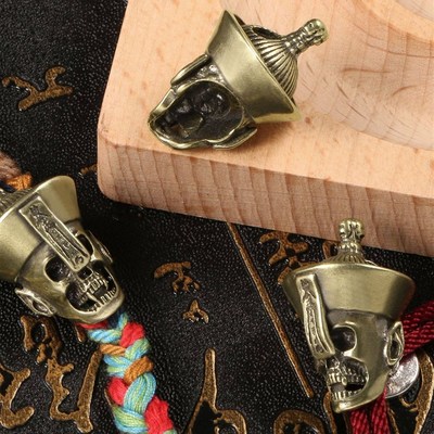 速发纯黄铜文玩白乙僵军将尸海盗戴维毒气骷头髅刀坠潮玩挂件配饰