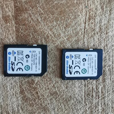 议价1784-SD1. 1GB内存卡，功能包好像。实物图片，现可维修
