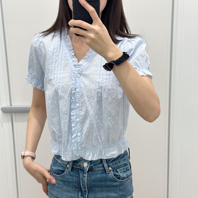 休闲提花木耳边V领短袖衬衫