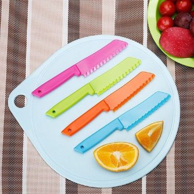 Sawtooth Cutter Plastic Fruit Knife Safe Kitchen Knife Kids