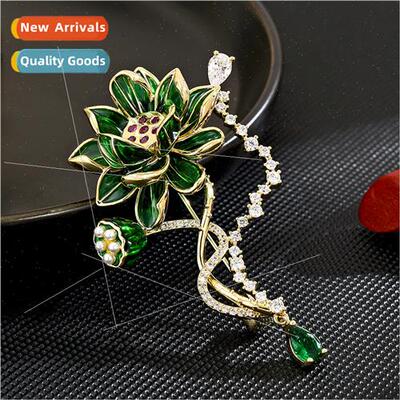 Elegant delicate lotus flower brooch elegant versatile anti-