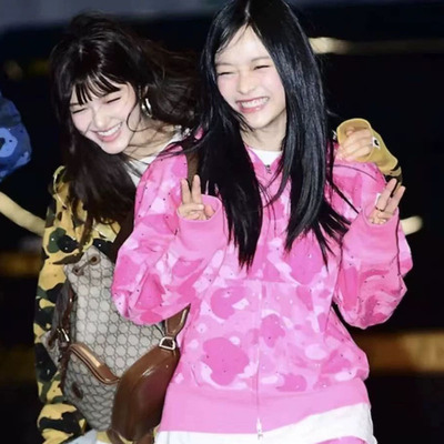 迷彩烫钻刺绣鲨鱼连帽卫衣套装