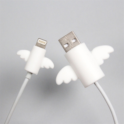 One Set Angel Wings Shape Anti-fracture USB Data Cable