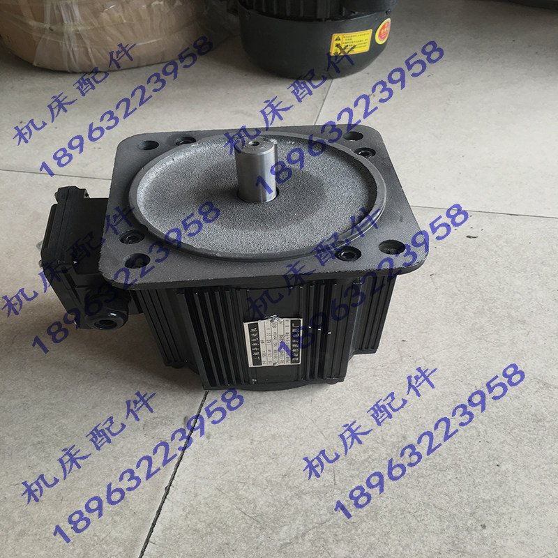 沈中捷摇臂钻Z05l0161钻床油泵锁紧立柱液压夹紧电机YSJ804