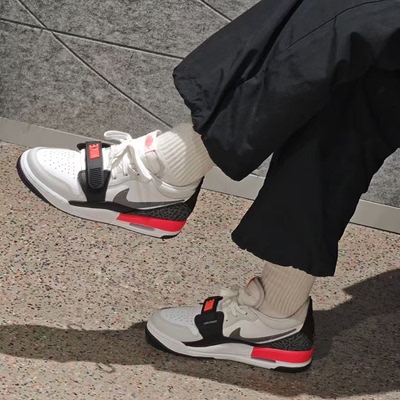 Jordan Legacy 312 舒适贴合 低帮复古篮球鞋男款白红 CD7069-113