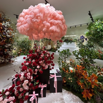 网红云朵网纱造型瀑布花艺造景商
