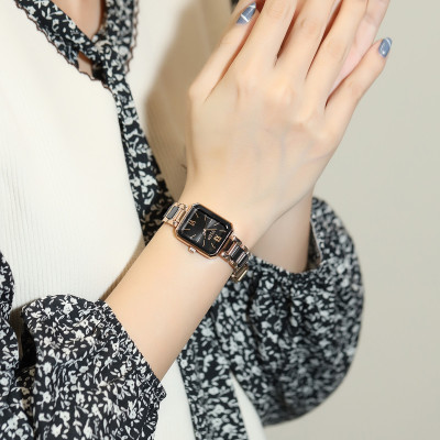 【气质提升99%】方形陶瓷女腕表