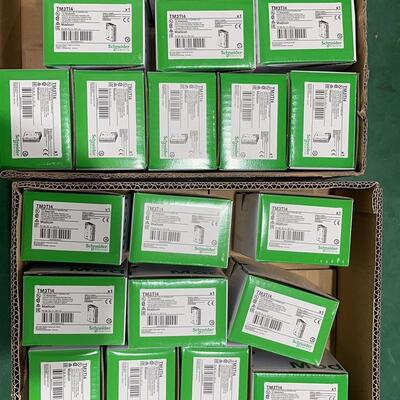 议价施耐德PLc模块TM241CEc24U TM241CEC2