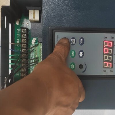 议价安普AMP1100型变频器，型号：4T0055G/4T0可维修