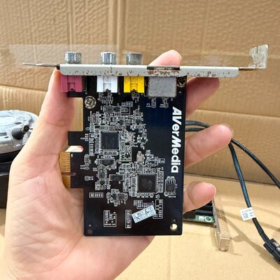 议价圆刚AVerMedia C725B-A 模拟视频采集卡 PC可维修