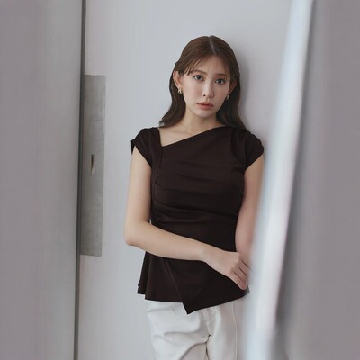 Her lip to 不对称抽褶上衣 质感修身设计感优雅气质