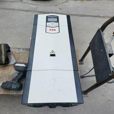 [德峰]145--ABB880AACS880实图3拍变频器  01-