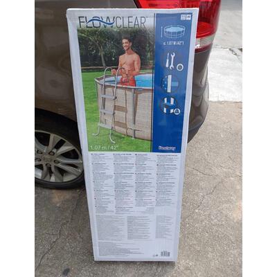 Bestway107m游泳池扶梯双面扶梯泳池配套设备爬梯水池梯