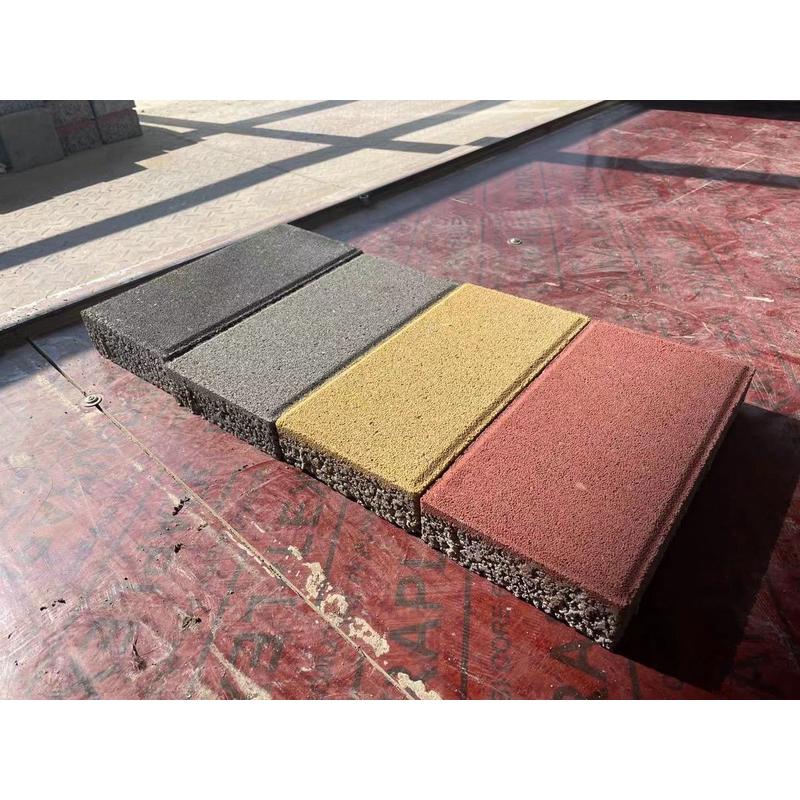 绿混凝土彩石复合美透水砖公园地面铺路砖砂基砖厂家供应
