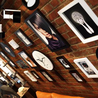 高分子_3664_美发店照片墙组合相框工业风装饰画真钟表能换相片