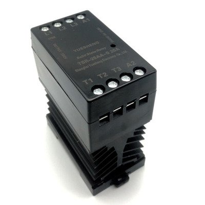 三相固态继电器小三相自带卡扣方便安装TBSR-15DA-S/10A-40A直控