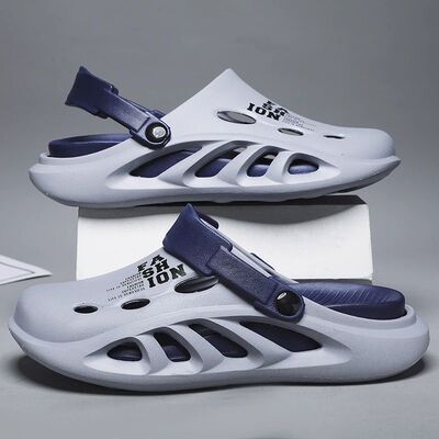 2024 New Men Outdoor Sandals Slippers Beach Comfortable Thic