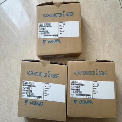 安川伺服电机SGMAH-01A1A21 新的有三个货