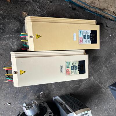 议~正弦变频器11kw正弦变频器15kw各一台正弦A90-4T