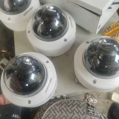 DS-2CD5124EFWD-IZ  半球摄像头，