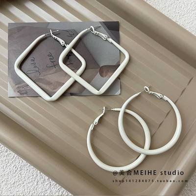 极速.Eubropean geometry Trapezoid Retro fashion earring lady